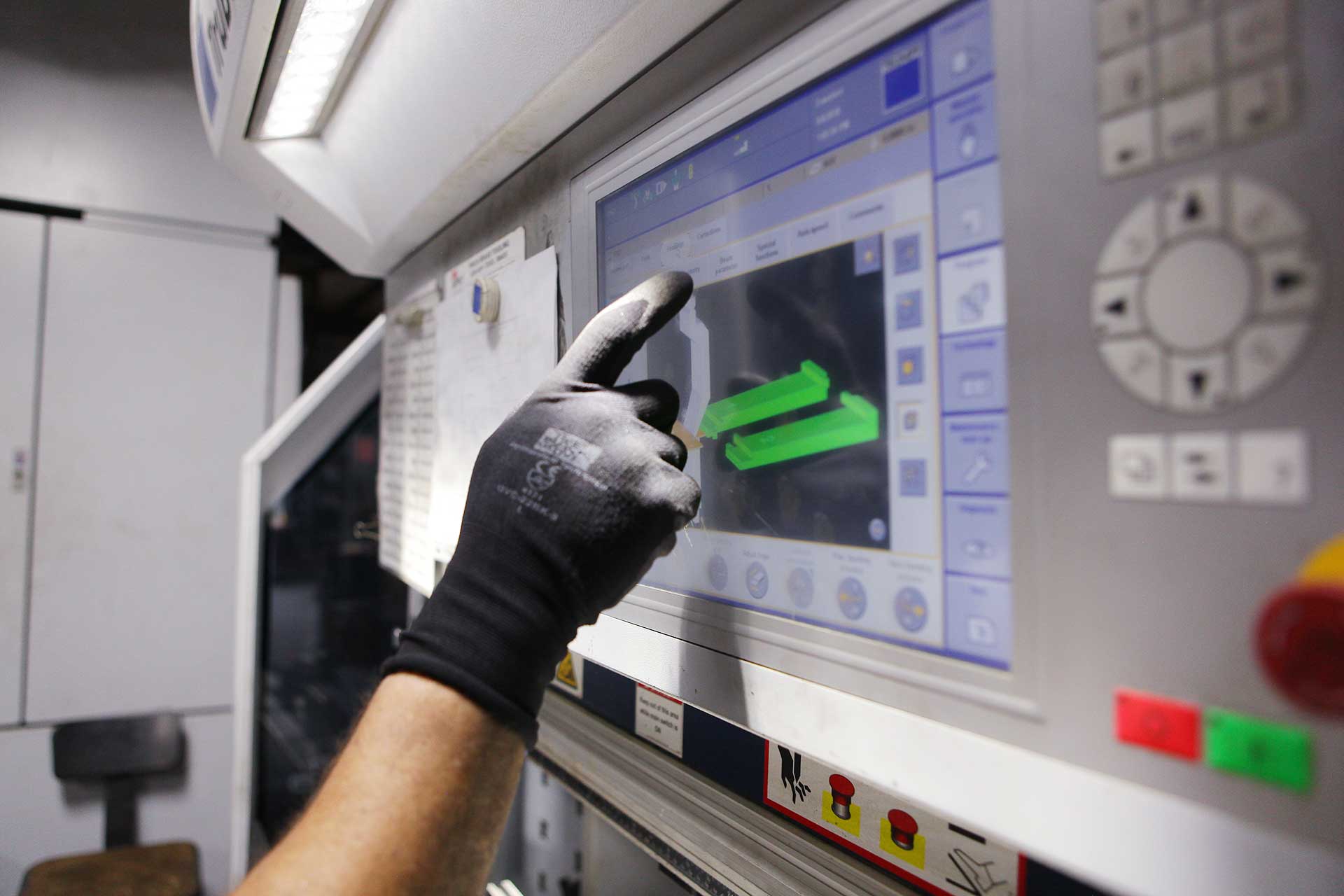 Zephyr Manufacturing Capabilities: 3 Powerful Services in Welding, Tube Bending, and Fabrication